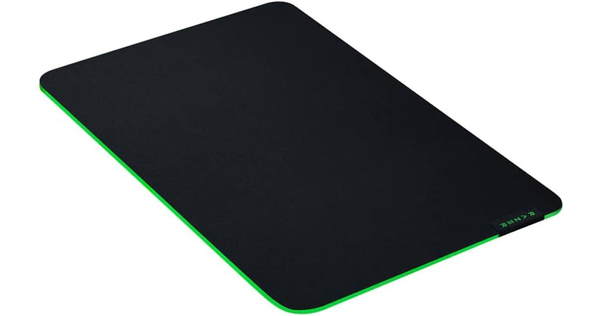 Razer Gigantus v2 Cloth Gaming Mouse Pad Medium - Classic Black ...