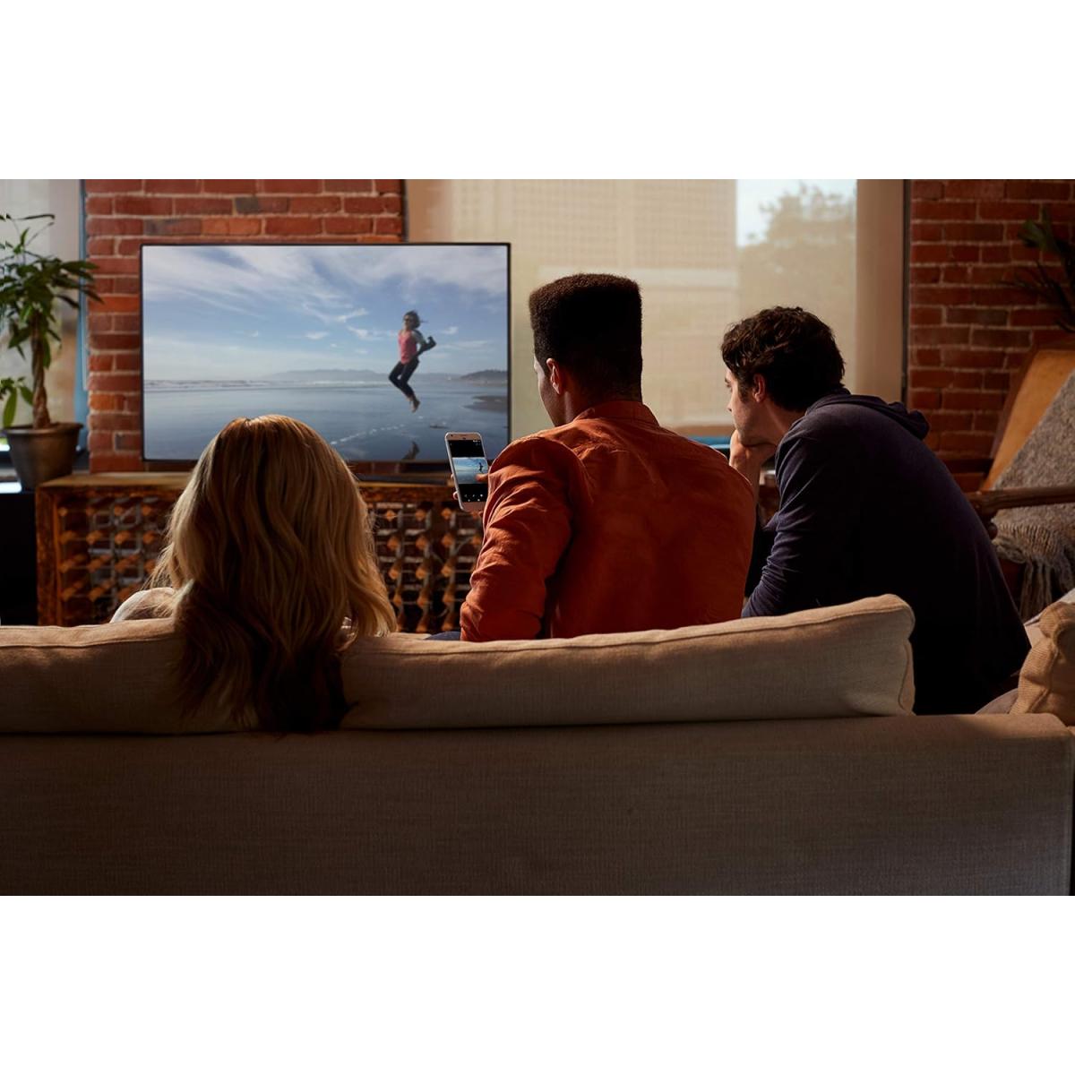 Google Chromecast Ultra 4K Smart TV Streaming Stick - Black | CityCenter